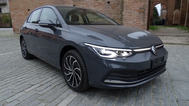 Volkswagen presents Golf 8