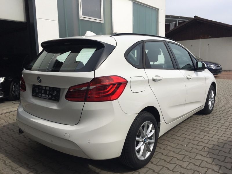 Offerta BMW Serie 2 Active Tourer 214d Active Tourer Advantage