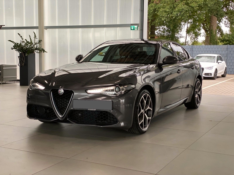 Offerta ALFA ROMEO Giulia 2.0 Turbo 280 CV AT8 AWD Q4 Veloce